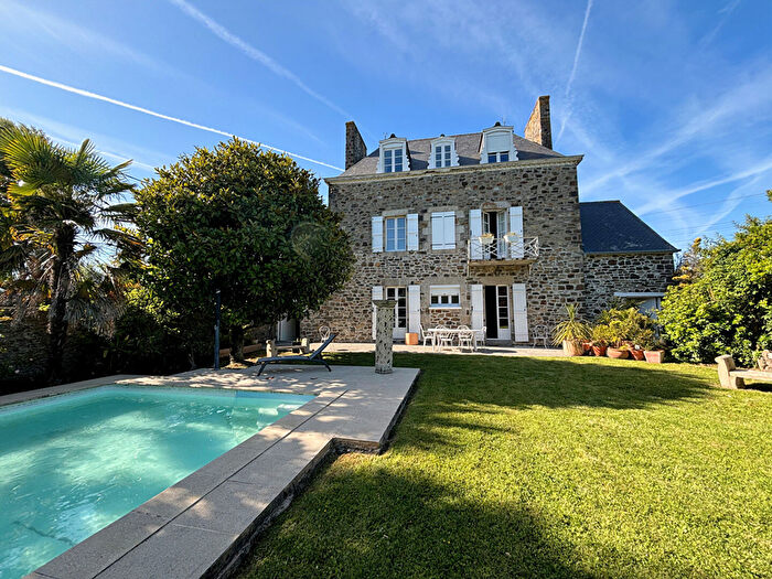 La Fresnais : Maison 7 pièces à vendre