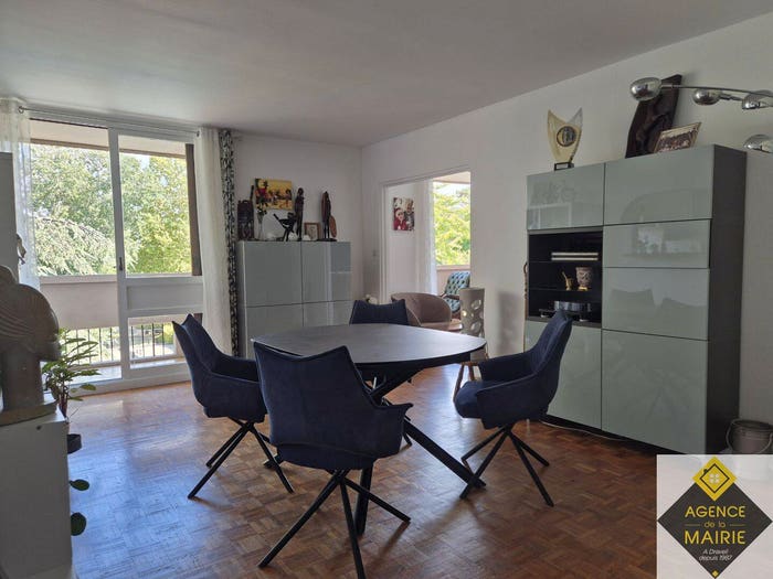 Appartement 4 pièces à louer à Centre Ville-Mousseaux-Plaine, Draveil
