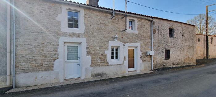 Maison à vendre - Thiré - 4 pièces - 3 chambres