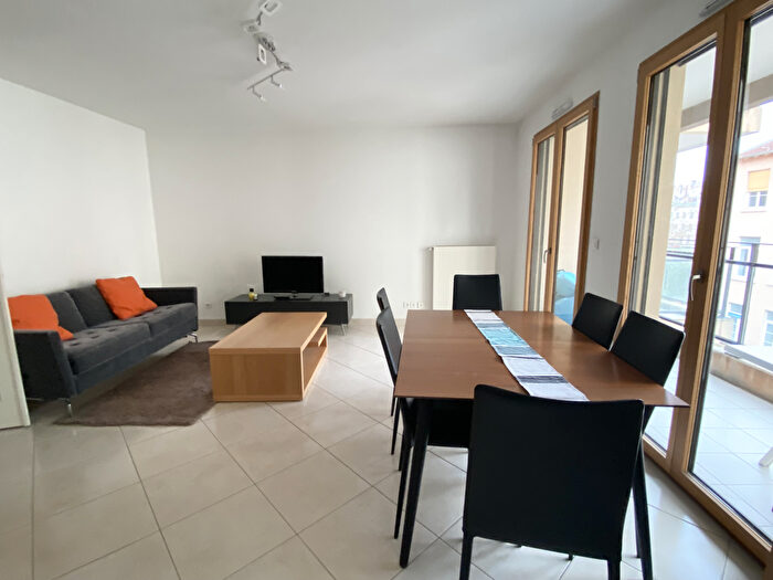 Appartement à louer - Lyon e , Croix Rousse Est - 3 pièces - 2 chambres