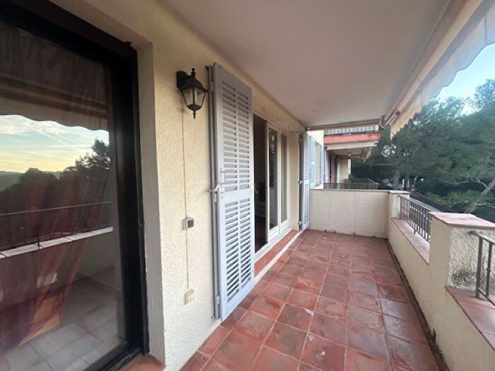 Appartement 2 pièces à louer à Mougins, Le Haut, Bréguières