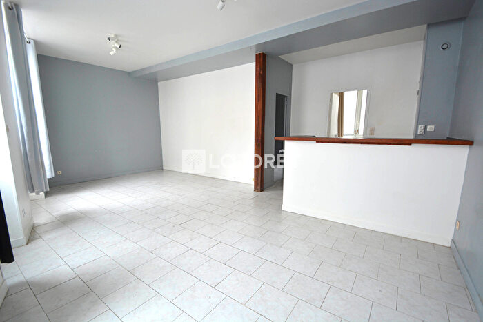 Appartement à louer - Pithiviers - 2 pièces - 1 chambre