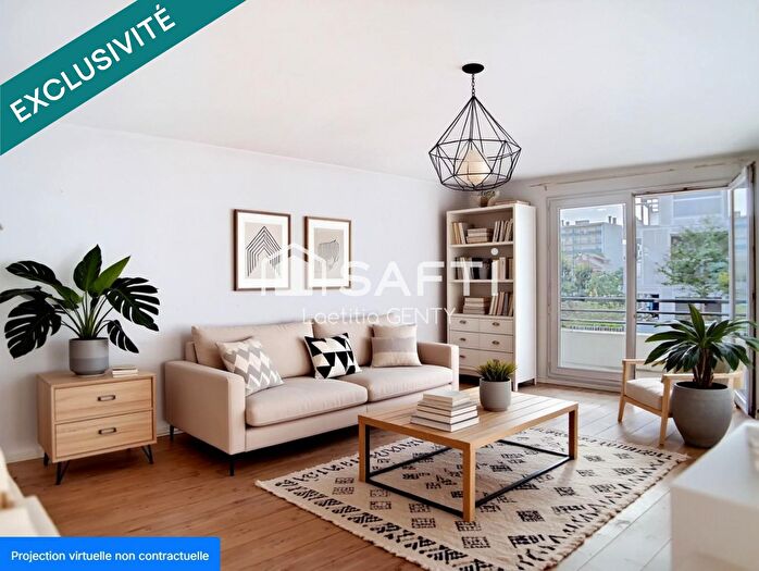 Appartement à vendre - Colombes, Europe - 4 pièces - 3 chambres