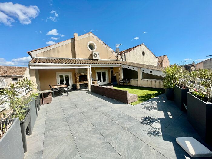 Maison à vendre - Vias, Ville - 5 pièces - 4 chambres