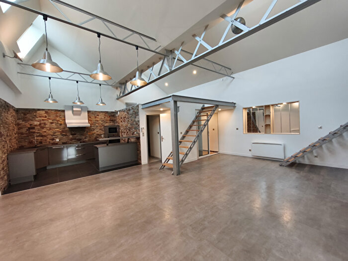 Appartement à vendre - Troyes, Gare - 6 pièces - 3 chambres
