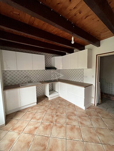 Les Brouzils : Maison 8 pièces à louer