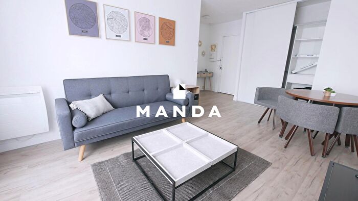 Pantin, Limites - Appartement 2 pièces à vendre