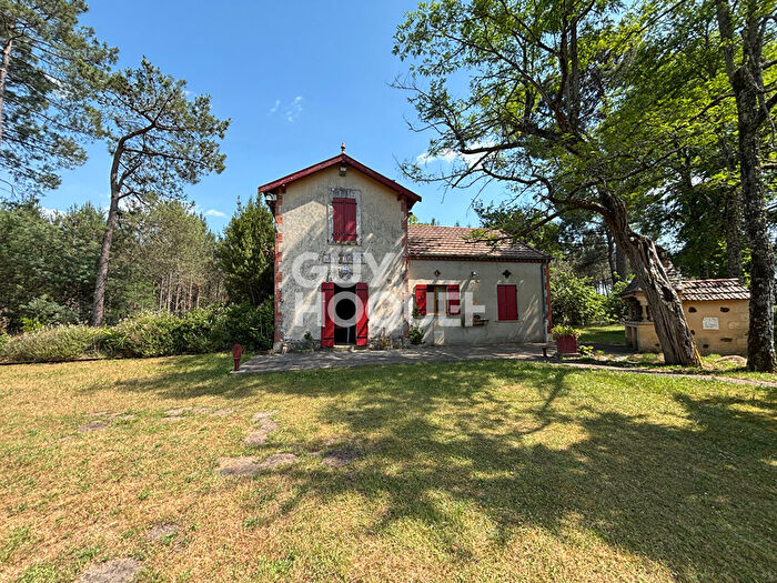 Escource - Maison 8 pièces à vendre