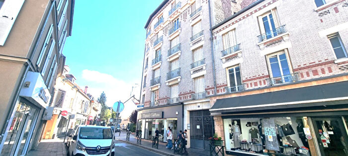 Appartement à vendre - Nanterre, Centre-ville - 3 pièces - 2 chambres