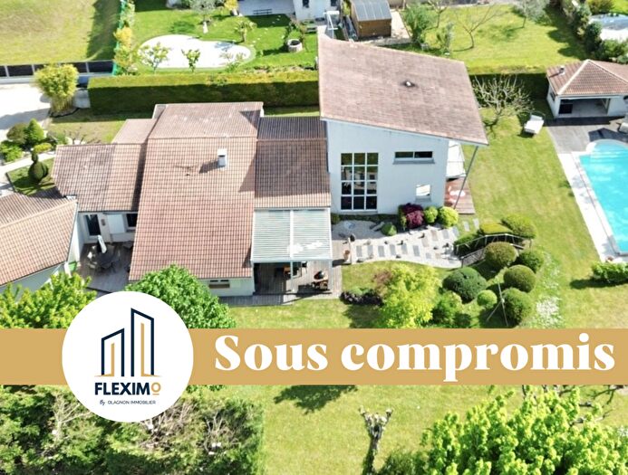 Maison à vendre - Saint-Marcel-lès-Valence - 10 pièces - 5 chambres