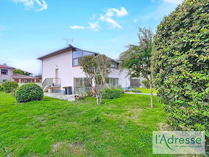 Maison à vendre - Bruguières - 5 pièces - 3 chambres