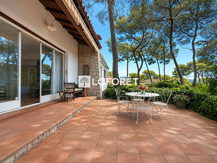 Maison 4 pièces à Le Cannet, Rocheville, Colombier, Campelières, à vendre