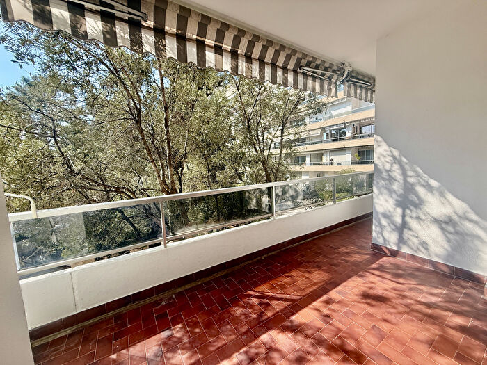 Appartement à vendre - Marseille e , Perier - 3 pièces - 2 chambres