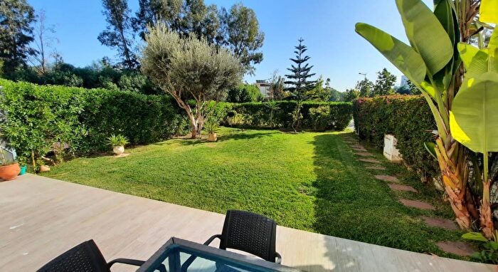 Appartement à vendre - Marseille e , Mazargues - 4 pièces - 3 chambres