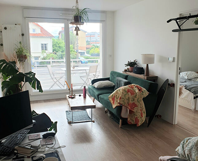 Appartement 2 pièces à Clermont-Ferrand, Oradou, à louer
