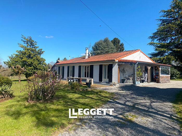 Pressignac - Maison 10 pièces à vendre