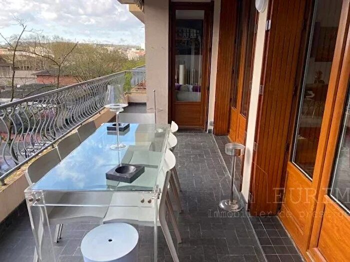 Maisons à vendre et appartements à louer - 1