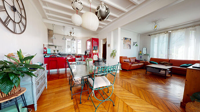 Maison à vendre - Le Raincy, Gare - 10 pièces - 6 chambres