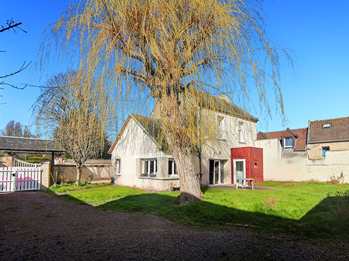 Maison à louer - Biéville-Beuville - 4 pièces - 3 chambres