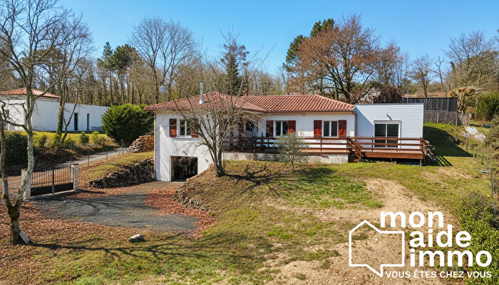 Maison à vendre - Fargues-Saint-Hilaire - 6 pièces - 4 chambres