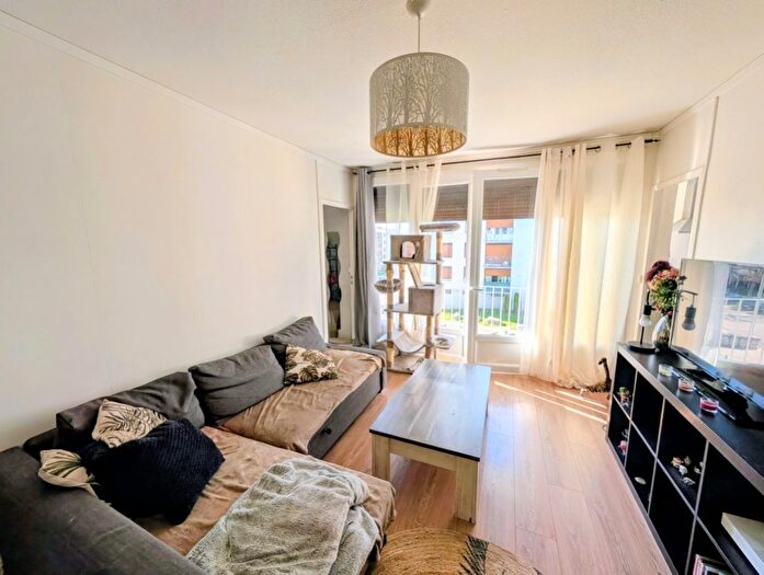 Appartement à vendre - Dijon, Voltaire, Champmaillot - 3 pièces - 2 chambres