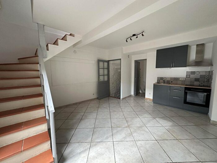 Appartement à louer - Saint-Geniès-de-Fontedit - 3 pièces - 2 chambres