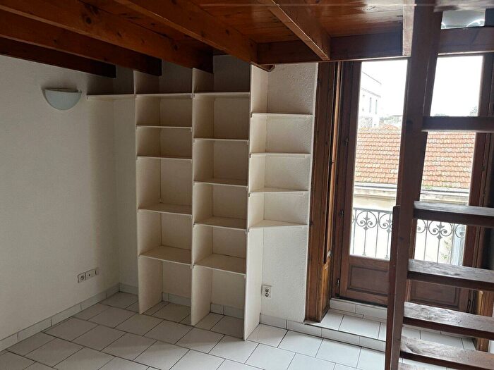 Appartement à louer - Centre Historique, Montpellier - 1 pièce