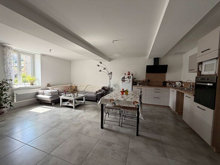 Appartement 4 pièces à louer - Beaujeu