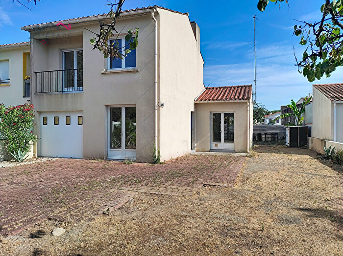 Maison 5 pièces à vendre à Brem-sur-Mer
