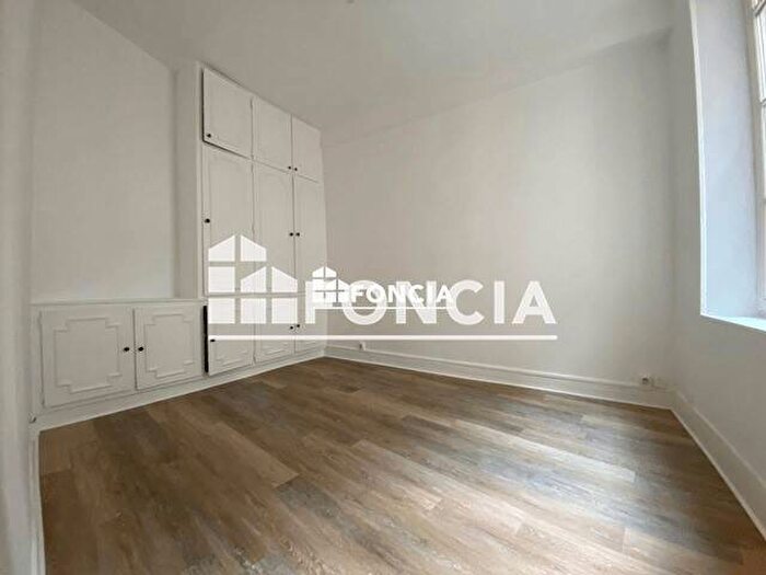 Appartement à louer - Saint Louis, Saint-Germain-en-Laye - 1 pièce