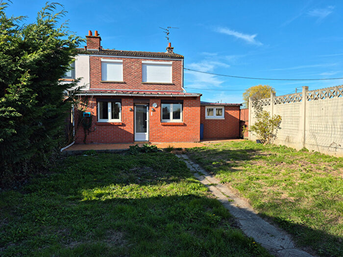 Maison à vendre - Provin - 4 pièces - 3 chambres