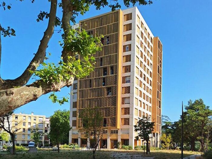 Appartement à louer - Clos de lEpi-Neuf Peyres, Avignon - 1 pièce