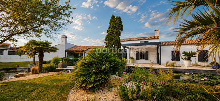Maison 8 pièces à vendre - Le Fenouiller