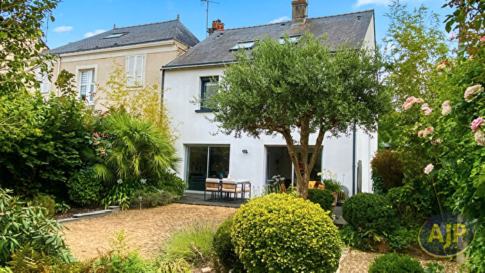 Maison 7 pièces à vendre à Angers, Centre-ville, La Fayette
