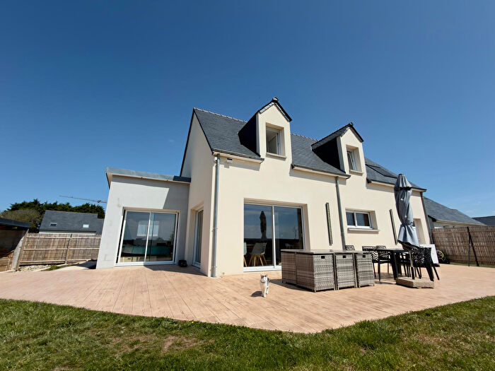 Maison à vendre - Plouhinec - 6 pièces - 5 chambres