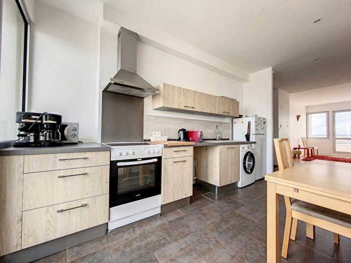 Laënnec, Lyon 8ème arrondissement - Appartement 4 pièces à louer
