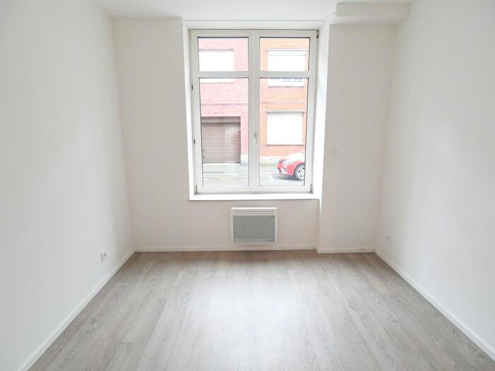 Appartement à louer - Lille, Fives - 2 pièces - 1 chambre