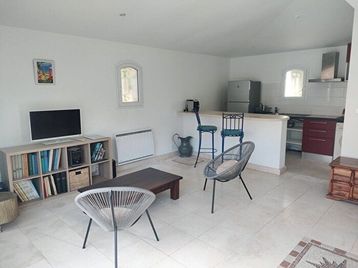 Appartement 1 pièce à louer - Aspremont