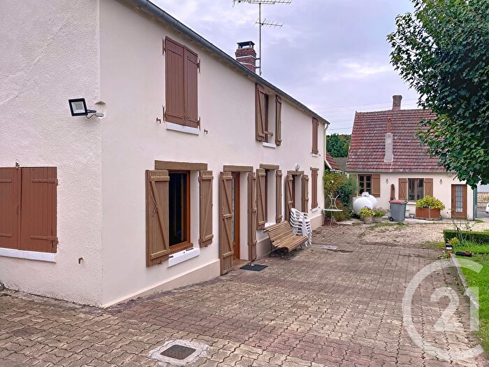 Maison à vendre - Fresneaux-Montchevreuil - 5 pièces - 4 chambres