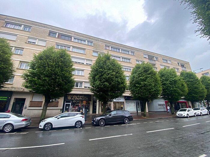 Appartement à louer - Saint Jean, Caen - 2 pièces - 1 chambre