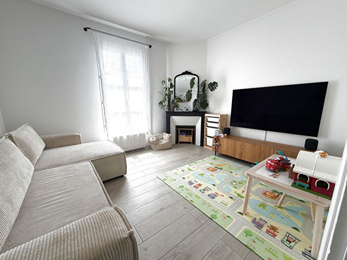 Maison 4 pièces à vendre à Nogent-sur-Oise, Mairie, République