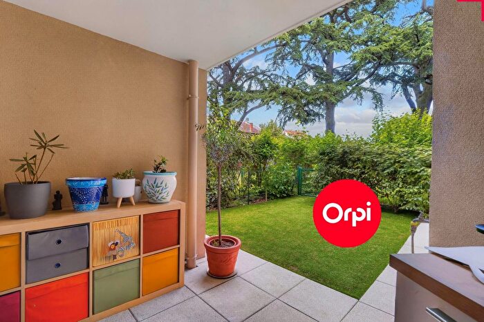 Appartement 3 pièces à vendre à Saint-Priest, Centre-ville