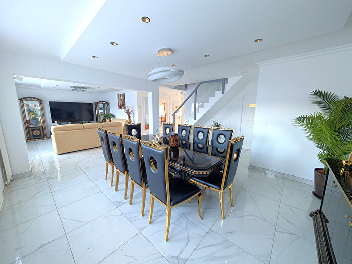 Maison à vendre - Trélazé - 6 pièces - 4 chambres