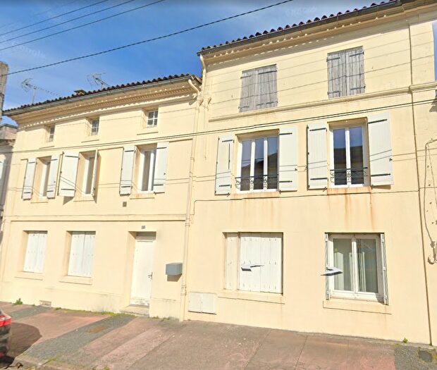 Maison à vendre - Jarnac - 8 pièces - 4 chambres