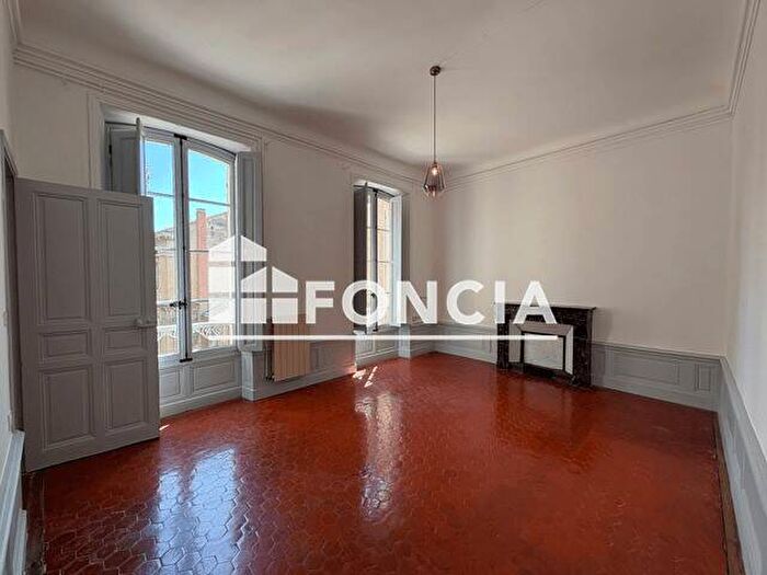 Appartement à louer - La Balance-Palais des Papes, Avignon - 5 pièces - 4 chambres