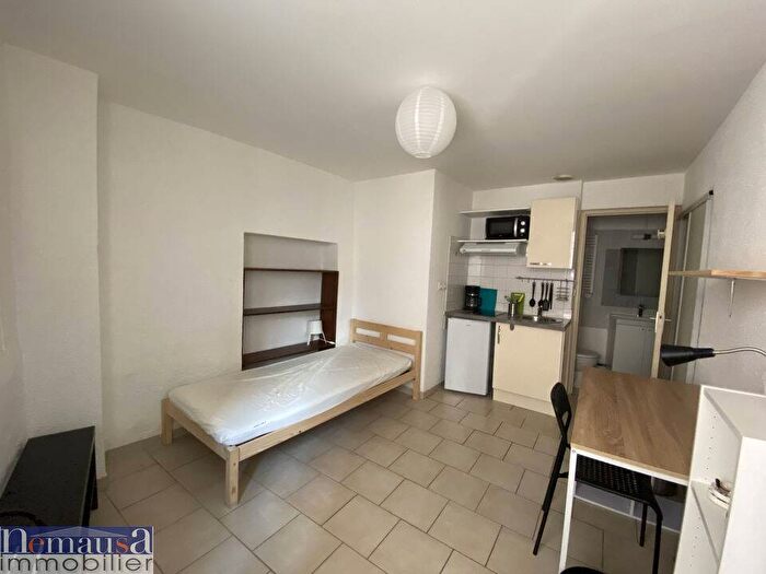 Appartement à louer - Nîmes - 1 pièce