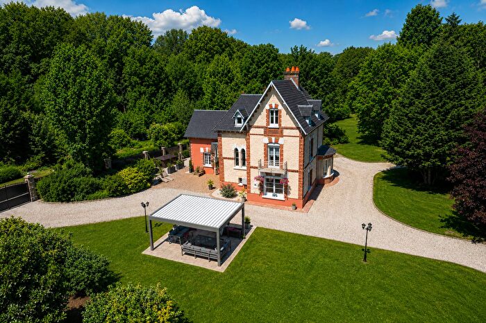 Louviers, Saint-Jean : Maison 8 pièces à vendre