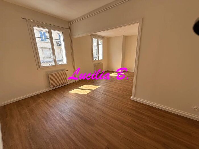 Tours, Centre-ville : Appartement 3 pièces à louer