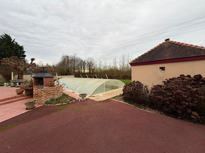 Maison à vendre - Saint-Valérien - 9 pièces - 7 chambres