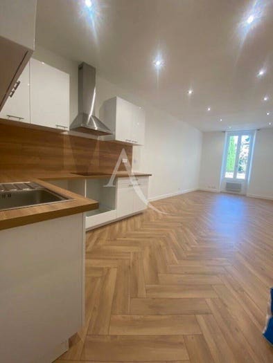 Centre Ville, La Rochelle - Appartement 2 pièces à louer
